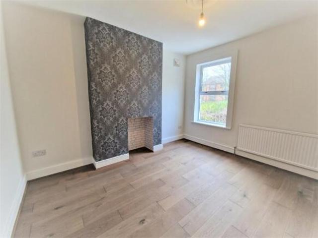 3 bedroom apartment for rent in Stanhope Road, St. Albans, Hertfordshire, AL1