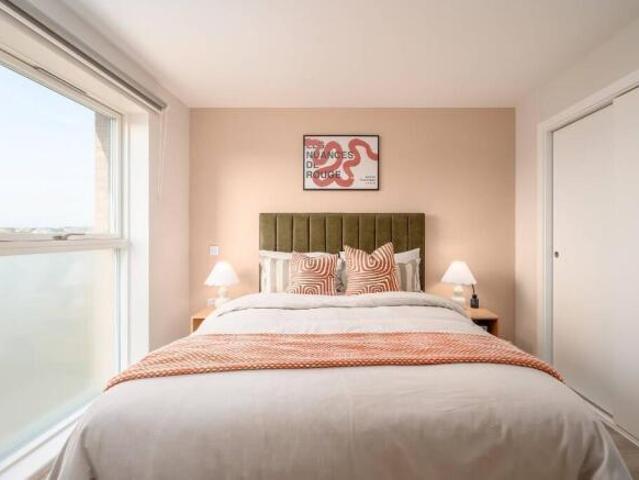 3 bedroom apartment for rent in Stead's Place, Edinburgh, EH6