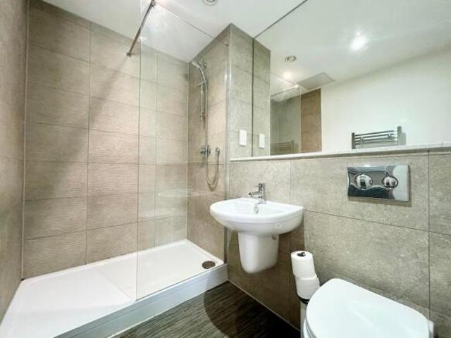 3 bedroom apartment for rent in Stillhouse lane, BS3