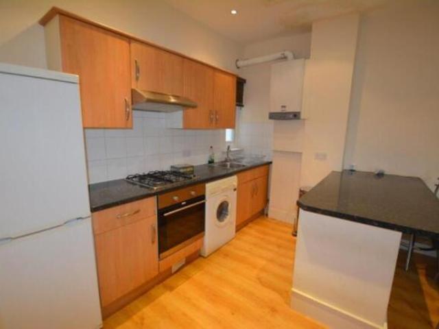 3 bedroom apartment for rent in Sunny Gardens Road, Hendon, London, NW4