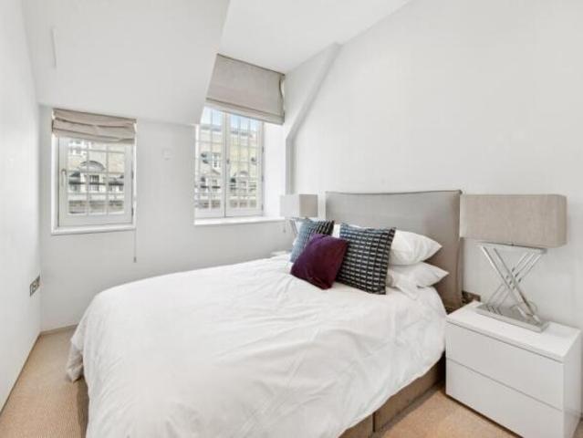 3 bedroom apartment for rent in Swallow Street, Mayfair, W1B