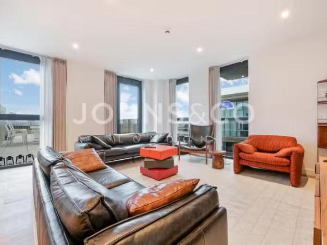 3 bedroom apartment for rent in Saffron Wharf, London Dock, Lo.
