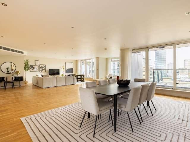 3 bedroom apartment for rent in Sands End, London