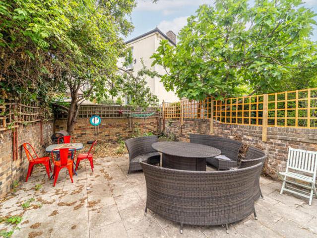 3 bedroom apartment for rent in Scarborough Road, Finsbury Park, London, N4