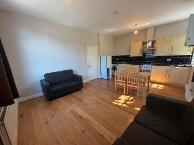 3 bedroom apartment for rent in Serenity Apartments, E17