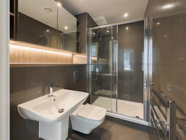 3 bedroom apartment for rent in South Tower, Deansgate Square, M15