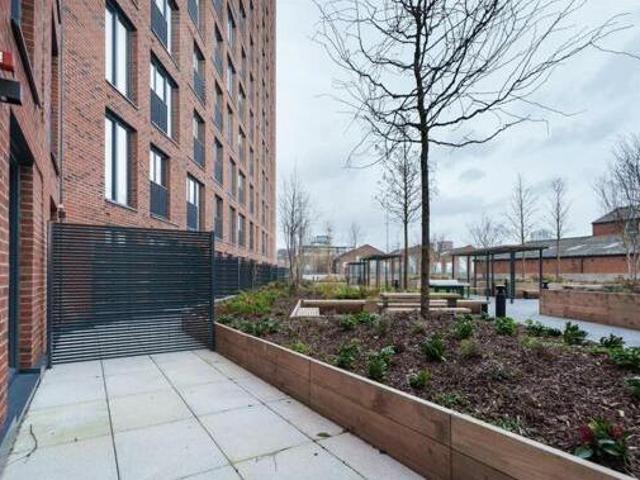 3 Bedroom Apartment For Rent In Springwell Road