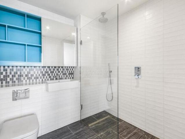 3 bedroom apartment for rent in Two Fifty One, SE1