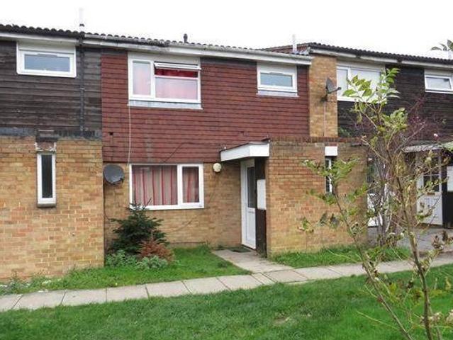 3 bedroom apartment for rent in Twyne Close CRAWLEY RH11
