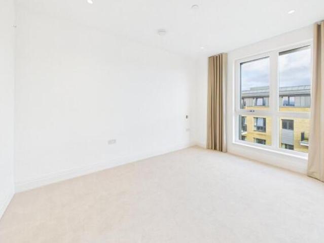 3 bedroom apartment for rent in Teddington Riverside, Teddington, TW11