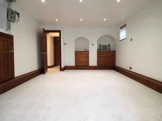 3 bedroom apartment for rent in The Old Rectory, Uxbridge, UB8