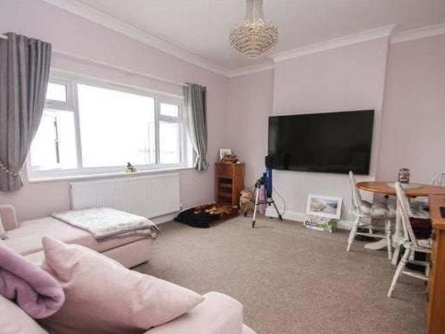 3 bedroom apartment for rent in The Parade WaltonOnTheNaze CO14