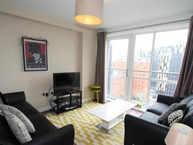 3 bedroom apartment for rent in The Riley Building Lowry Wharf M5