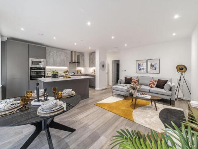 3 bedroom apartment for rent in Third Floor, 3 Bedroom Ruskin at Riley House in Clapham Park, SW4