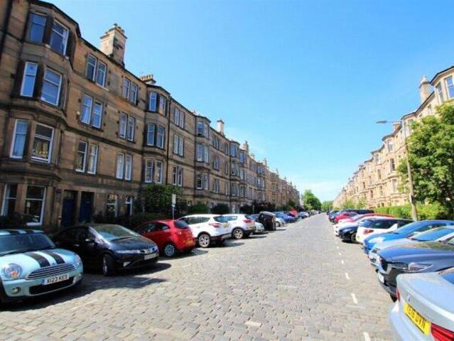 3 bedroom apartment for rent in Thirlestane Road, Marchmont, Edinburgh, EH9