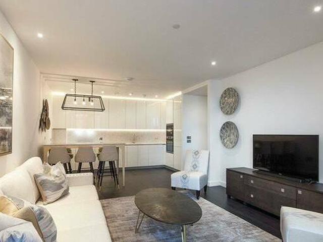 3 bedroom apartment for rent in Thornes House 4 Charles Clowes Walk London SW11