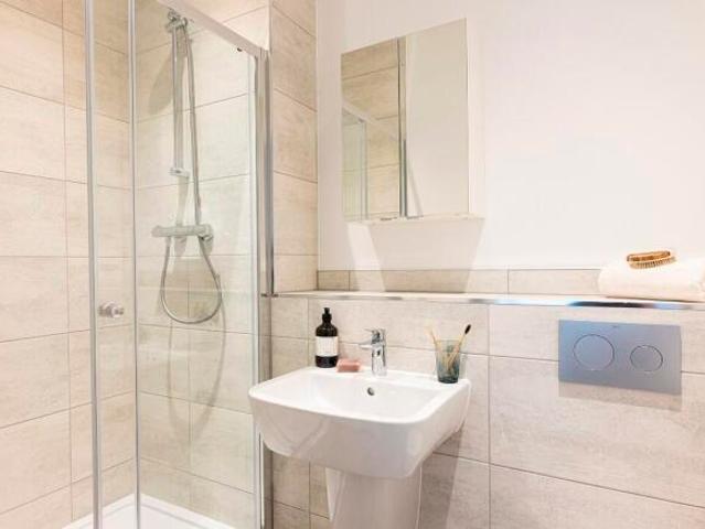 3 bedroom apartment for rent in Three Bedroom Apartment, The Almere, 353 Avebury Boulevard, Milton Keynes, Buckinghamshire, MK9