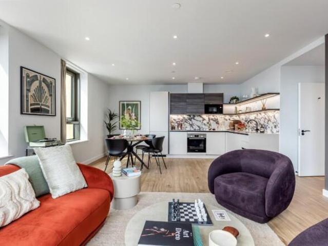 3 bedroom apartment for rent in UNCLE Acton, North Acton, London, W3
