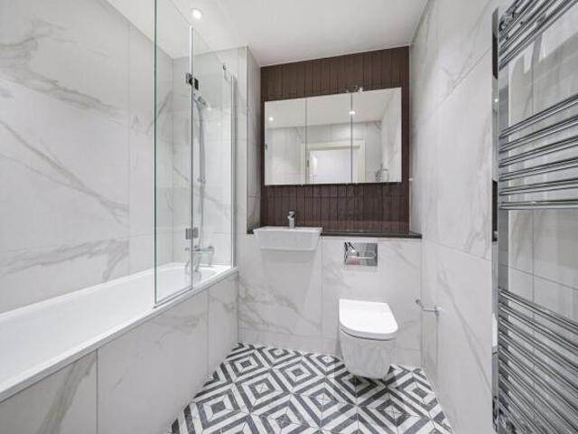 3 bedroom apartment for rent in UNCLE, 136 Victoria Road, W3
