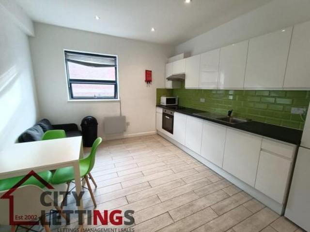 3 bedroom apartment for rent in UNIQ: Arboretum, NG7
