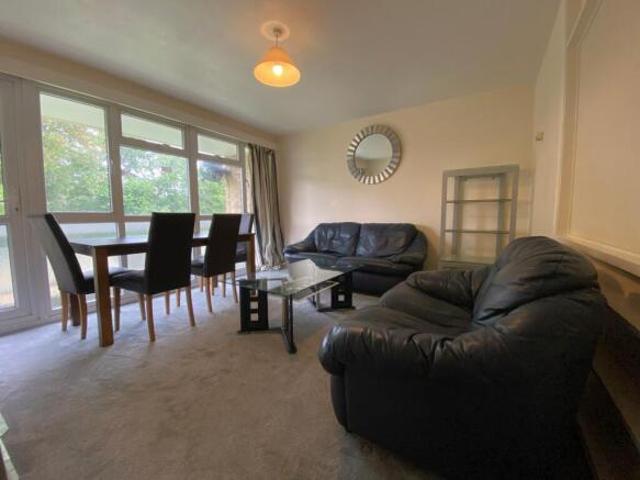 3 bedroom apartment for rent in Valley Road, Canterbury, CT1 3SP, CT1