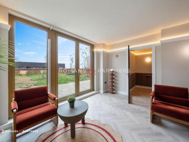 3 bedroom apartment for rent in Vista Heights, Bermondsey, SE15