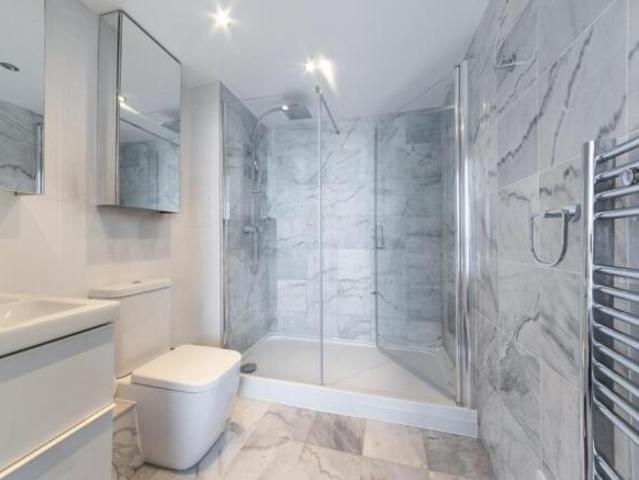 3 bedroom apartment for rent in Wards Wharf Approach, Royal Docks, London, E16