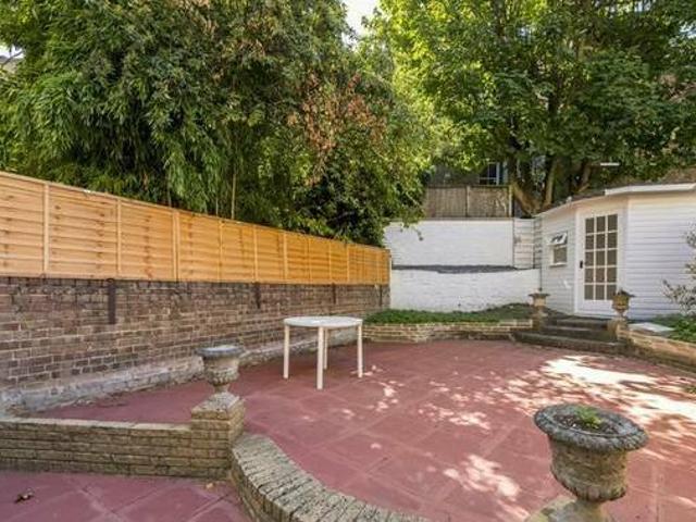 3 bedroom apartment for rent in Warwick Gardens W14