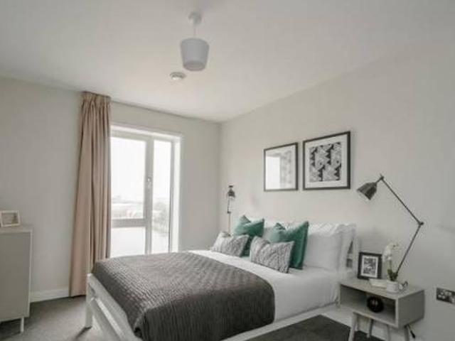 3 bedroom apartment for rent in Waterways Avenue Manchester Greater Manchester M15