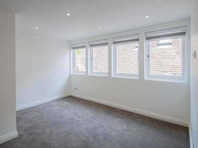 3 bedroom apartment for rent in Wedderburn Road, Hampstead, NW3