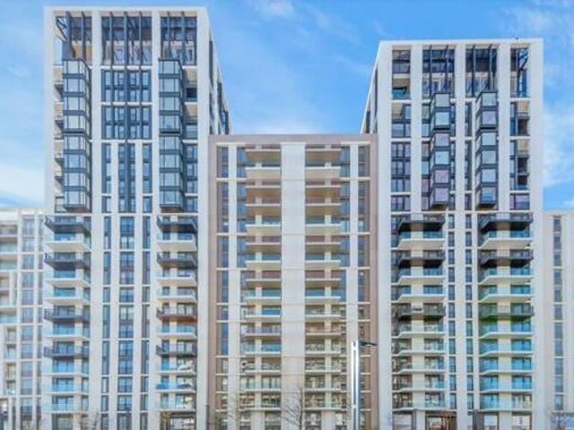 3 Bedroom Apartment For Rent In White City Living, London
