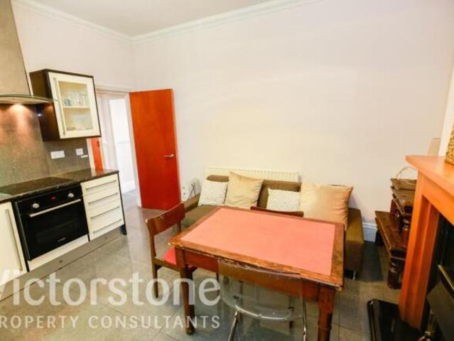 3 bedroom apartment for rent in Whitechapel Road, Whitechapel, London, E1
