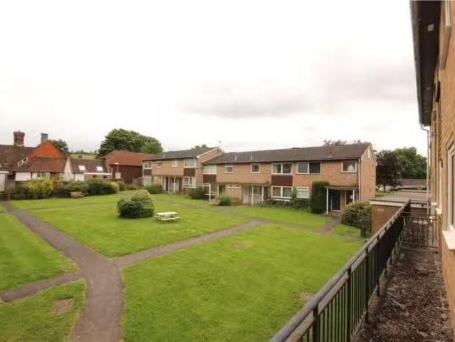3 bedroom apartment for rent in Wilderness Road, Guildford, GU2