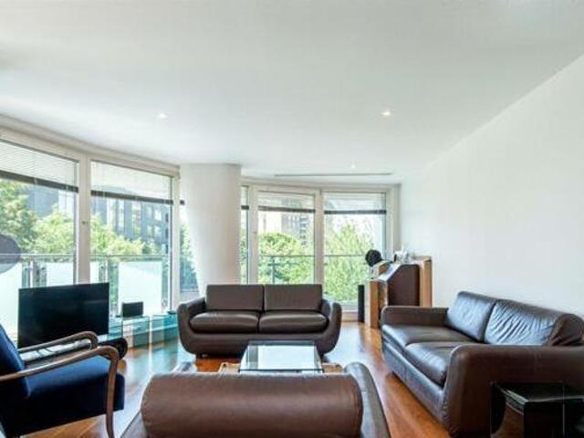 3 Bedroom Apartment For Rent In Winchester Road, London