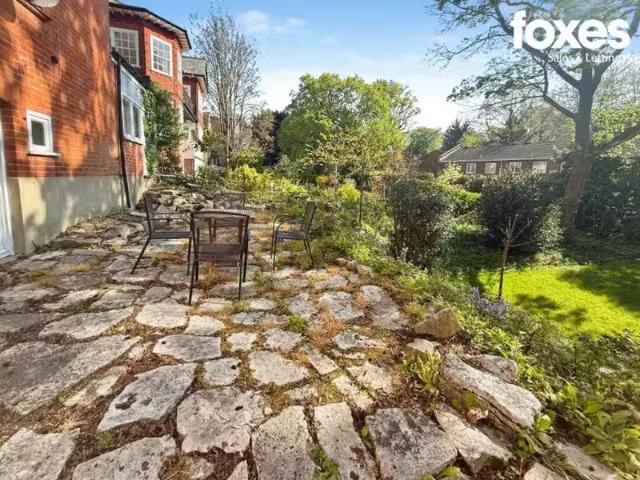 3 bedroom apartment for rent in Woodfalls, 9 St. Winifreds Roa.