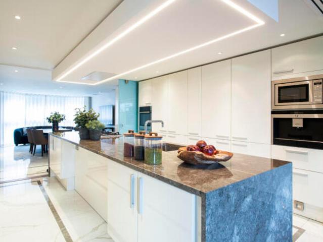 3 bedroom apartment for rent in Young Street, London, W8