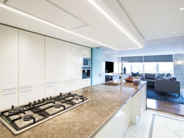 3 bedroom apartment for rent in Young Street, London, W8
