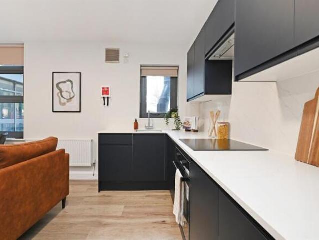 3 bedroom apartment for rent in 15 Broomgrove Apartments, Broomhill, S10 2LW, S10