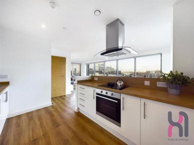 3 bedroom apartment for rent in 15 Trafford Road, Salford, M5