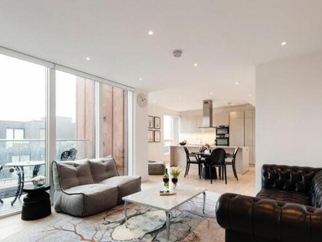 3 Bedroom Apartment For Rent In 11 Rochester Place, London