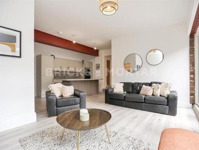 3 bedroom apartment for rent in £138pppw Spring Garden Lane, NE4
