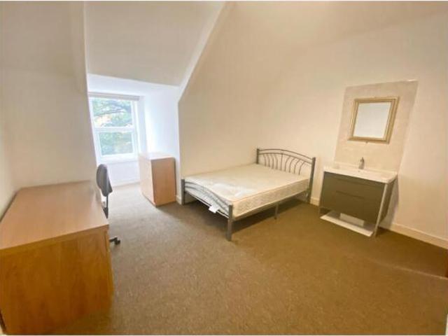 3 bedroom apartment for rent in 287a Ecclesall Road, Ecclesall, S11