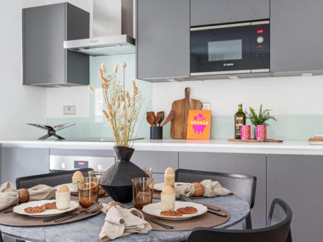 3 bedroom apartment for rent in 3 bed, 4th floor, Severn, Messel House in Anchors Point, E16