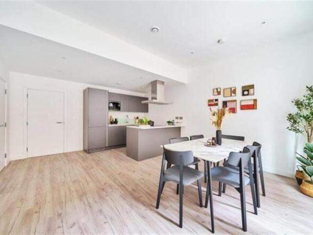 3 bedroom apartment for rent in Refinery House, Anchors Point, Beckton, E16