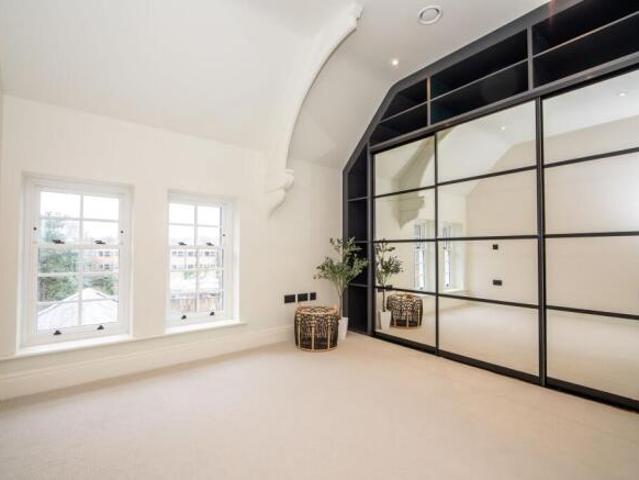3 bedroom apartment for rent in 40a Moor Road, Headingley, Leeds, LS6 4BJ, LS6