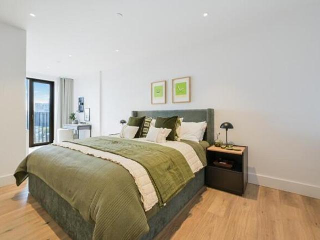 3 bedroom apartment for rent in 50 Charter Street, London, E22