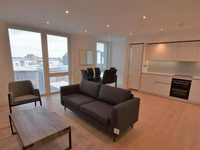 3 bedroom apartment for rent in 8 Garnet Place West Drayton UB7