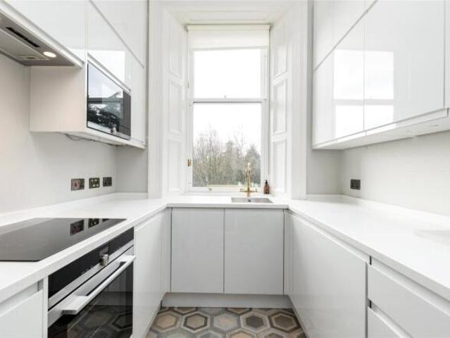 3 bedroom apartment for sale in Murrayfield Road, Edinburgh, EH12