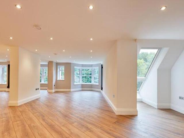 3 Bedroom Apartment For Sale In Mill Hill East, London
