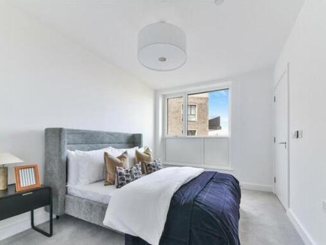 3 Bedroom Apartment For Sale In North, 9 Escapade Place